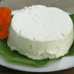 How to Make Goat Cheese, Chèvre - A Chick And Her Garden
